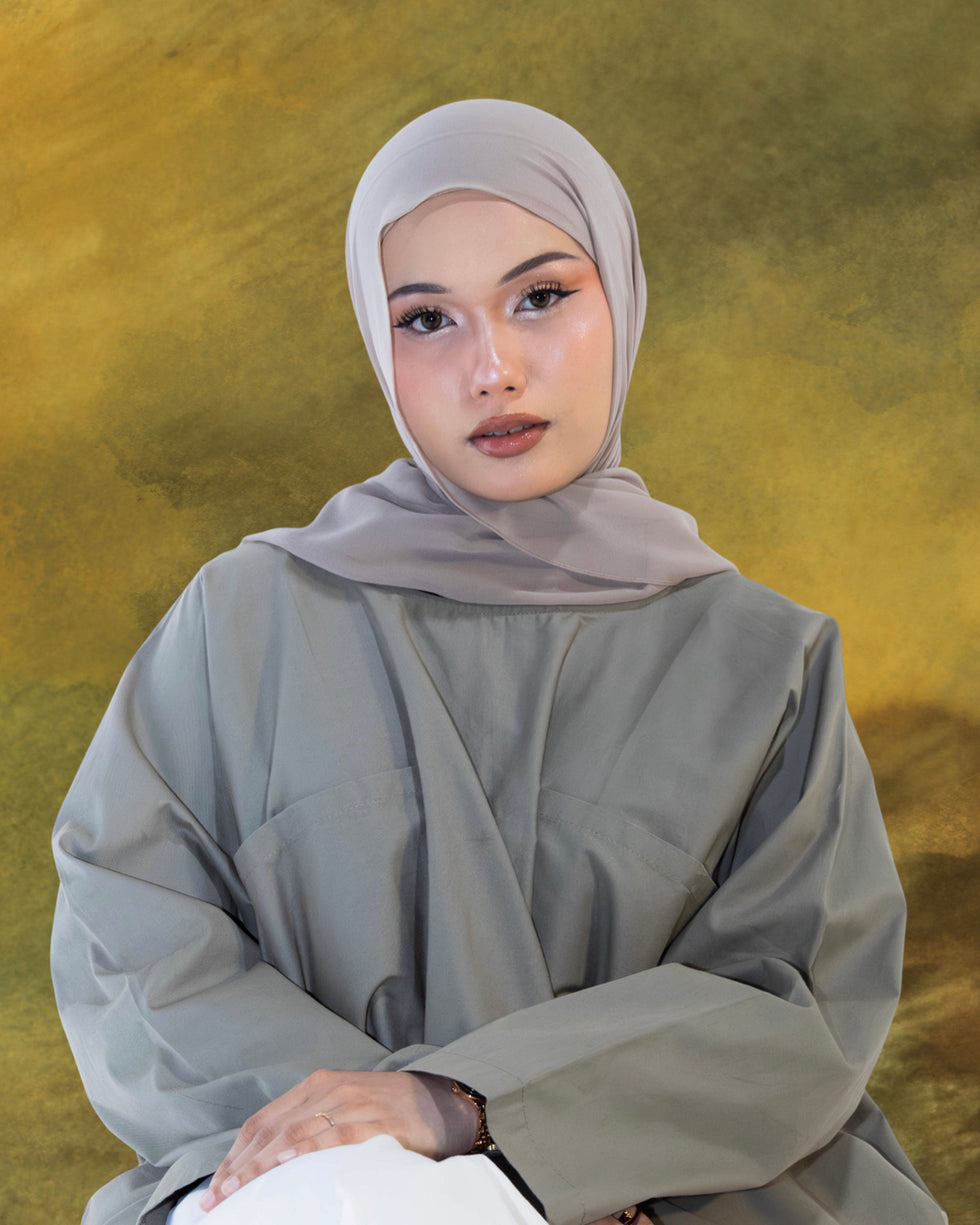 Discover Soof’s contemporary artisanal scarves and hijabs